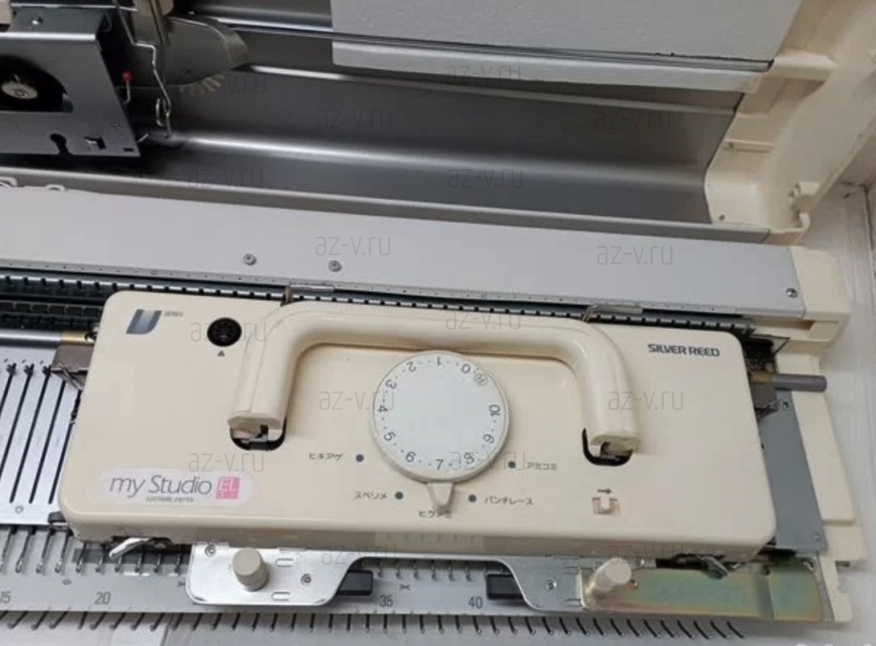 Однофонтурная вязальная машина Silver Reed SK 890 3 класс, электронная